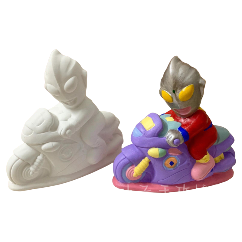 Riding a Motorcycle Ultraman 3D Aromatherapy Plaster Doll DIY Graffiti ...