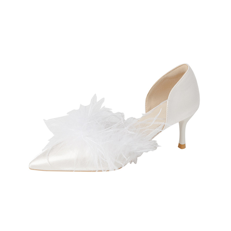 Yabu Tsubaki Ostrich Feather High Heels - White Stiletto Pumps