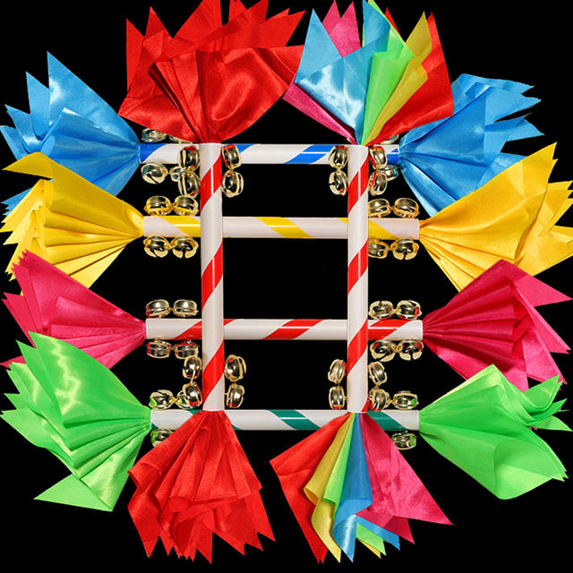 Kindergarten children's morning exercises light equipment props square ...