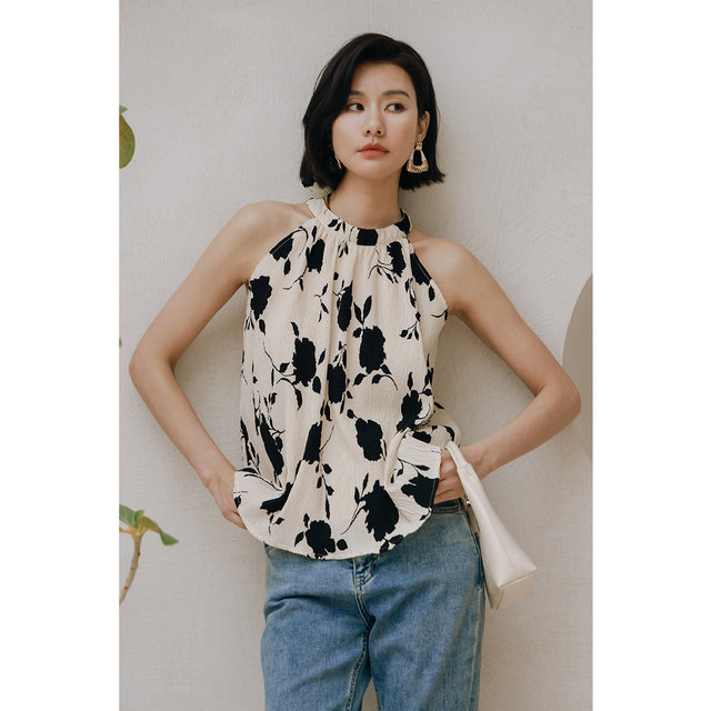 Magu Posmian's neck camisole, female Xiawai wearing French floral ...