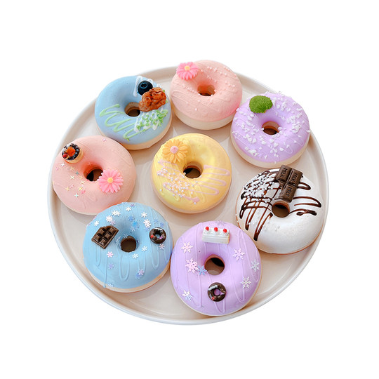 Simulation Donut Model for Bakery Window Display Props and Food Photography