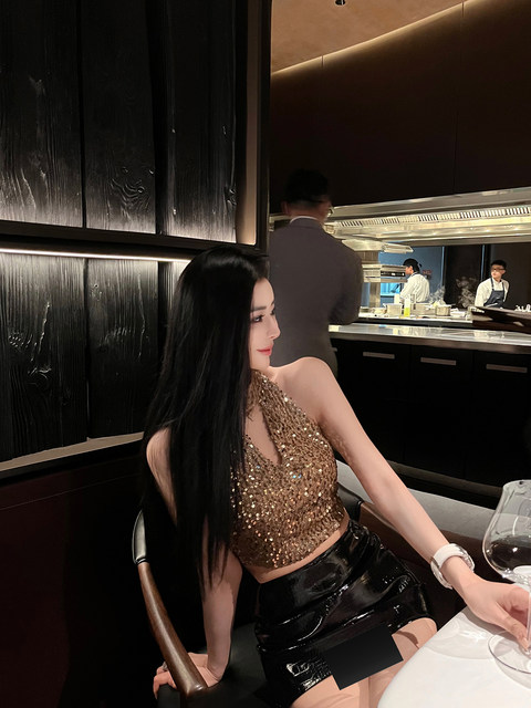 LOCK KK Old Money Wind Sequenant Golden Cable Vedic Sleeve Sleeve ...