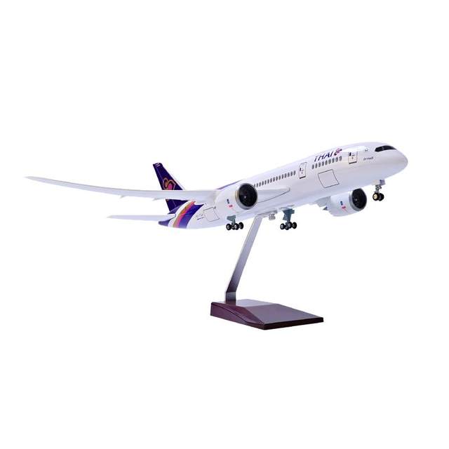 Bring wheels and lights 43cm Thai Airlines Thai Airlines Boeing 787 ...