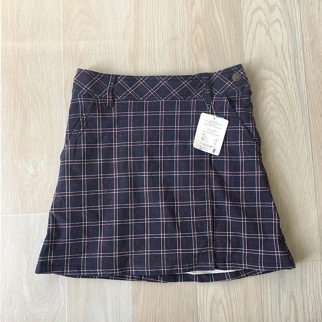 Women's clothing Japanese single orphan button zipper A -shaped short ...