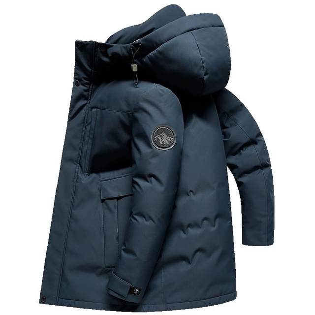 Flying in the snow, the thick down jacket men's medium long model can ...