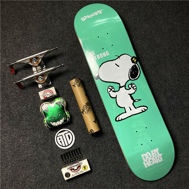 Snoopy Snoopy Skateboard DBH cooperation dual -tier assembly skateboarding technique 8.0atd