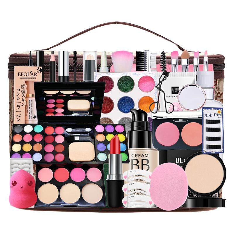 Set kosmetik solekan kanak-kanak untuk persembahan pentas