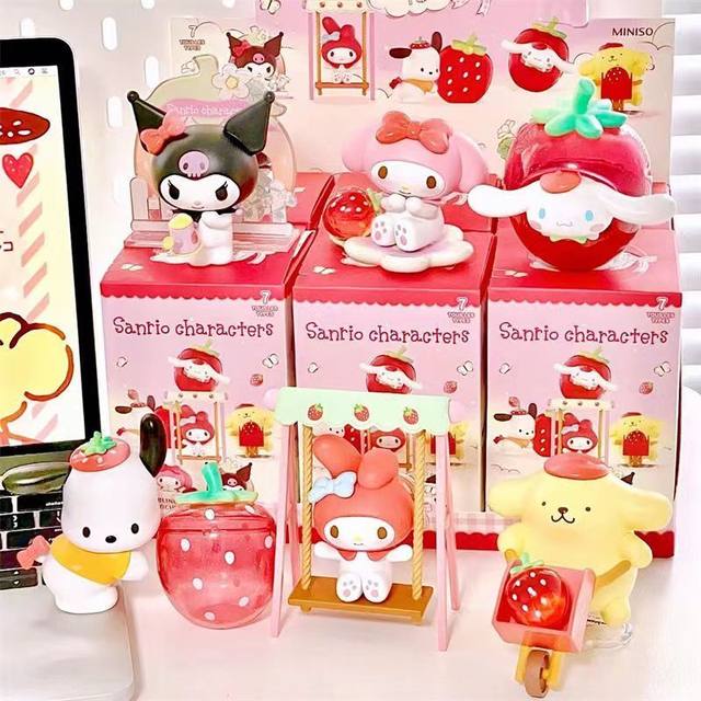 Sanrio Strawberry Manor Blind Blood Blind Local Local Lab Koloma Pache ...