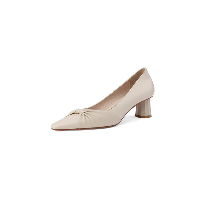 2025 white small high -heeled shoes female pointed heels, retro soft ...