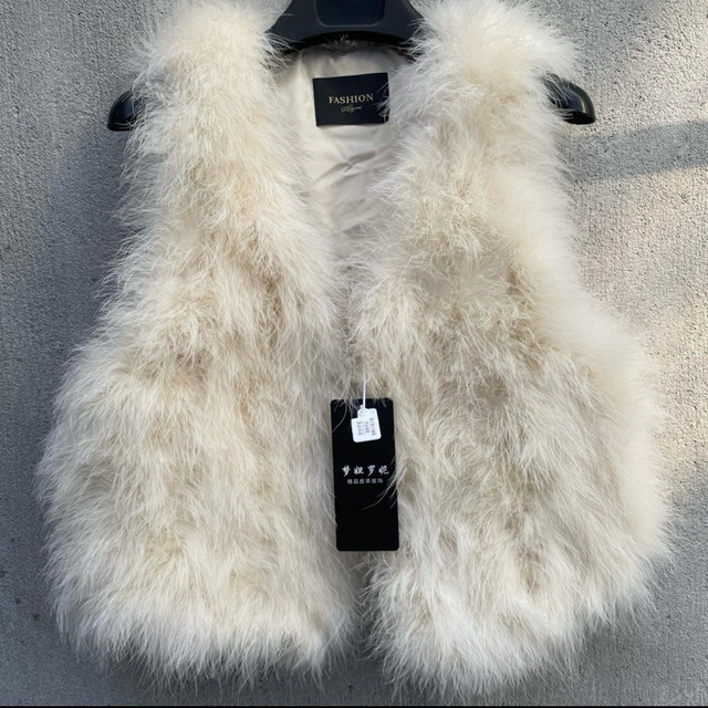 2024 Haining Autumn and Winter New ostrich Fupa Vests Short Turrant ...