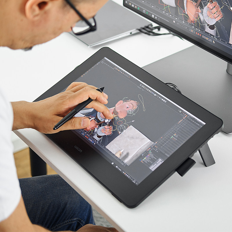 [USD 4373.48] Wacom Digital Display DTH167 Cintiq Pro 156 "Hand Drawing ...