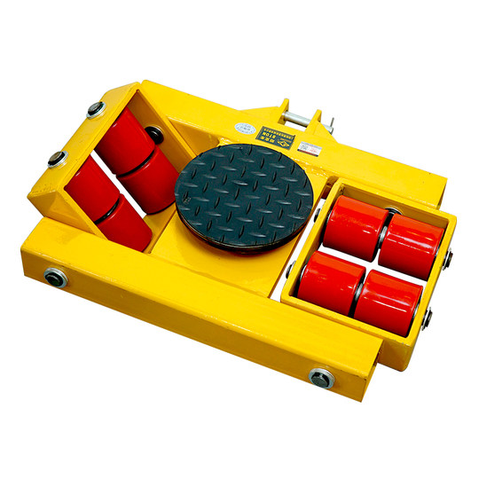 Shanghai Workers Transport Tanks - Ground Tanks, Heavy Ground Cattle ...