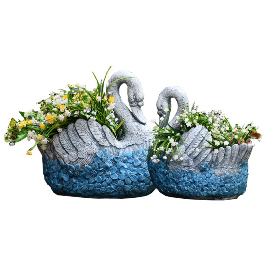 Swan Plant Pot - Outdoor Garden Decor - Flowers Like Water