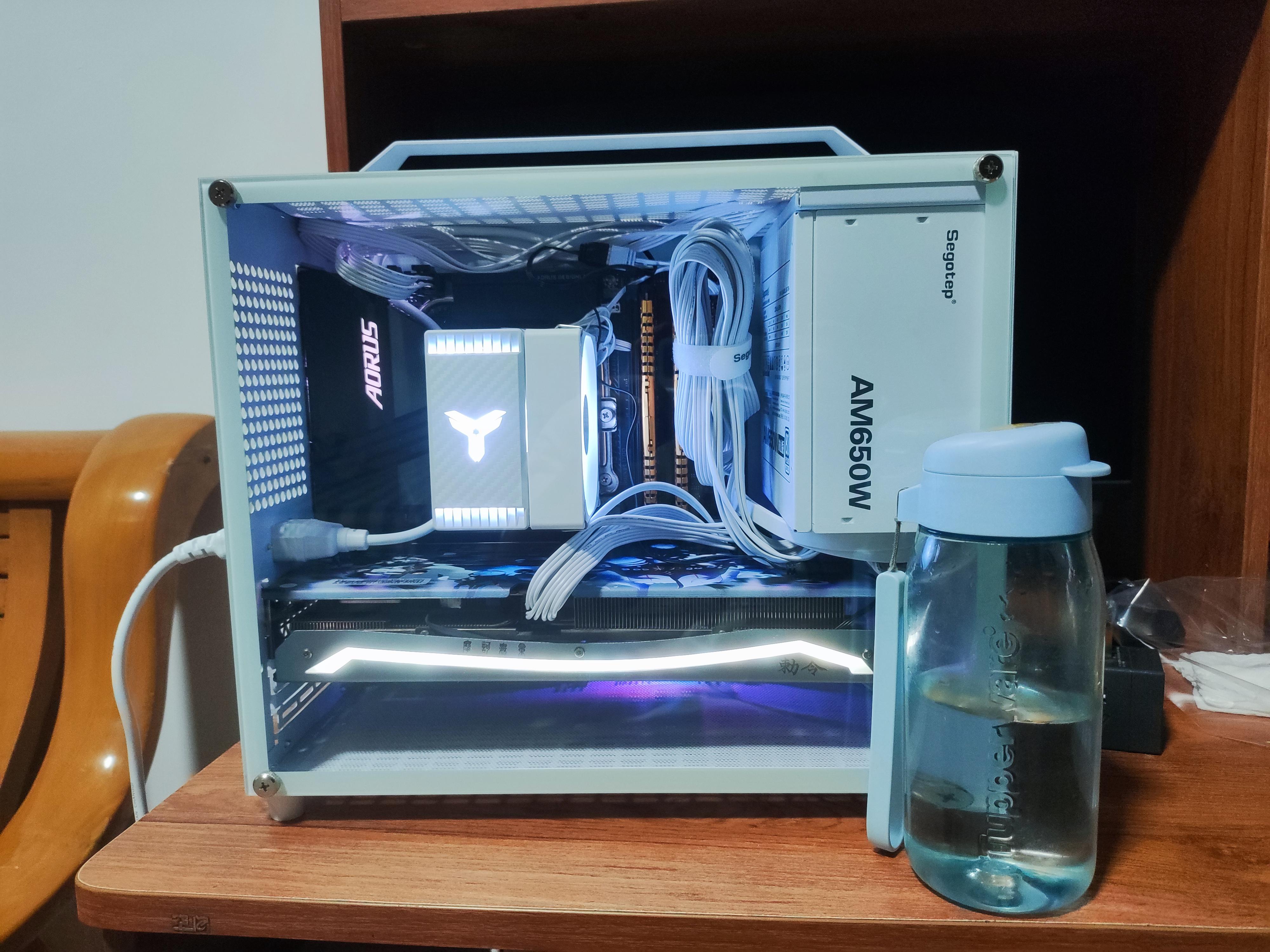 笨牛E15便携A4手提迷你C2大电源mATX/ITX小主机箱非傻瓜超人K88-Taobao