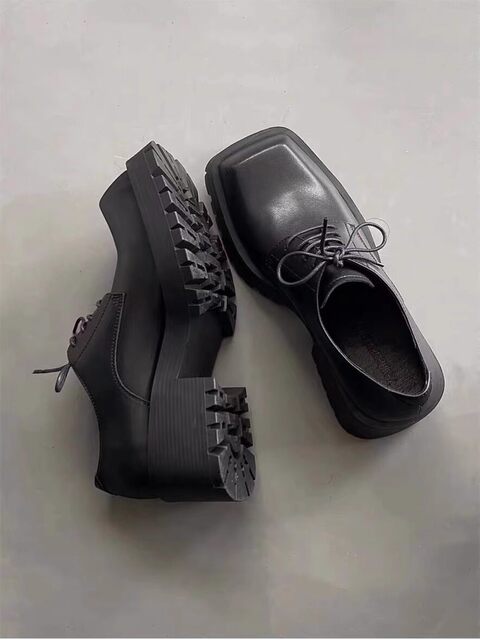 Big upturned square toe niche leather shoes for women, Paris thick ...