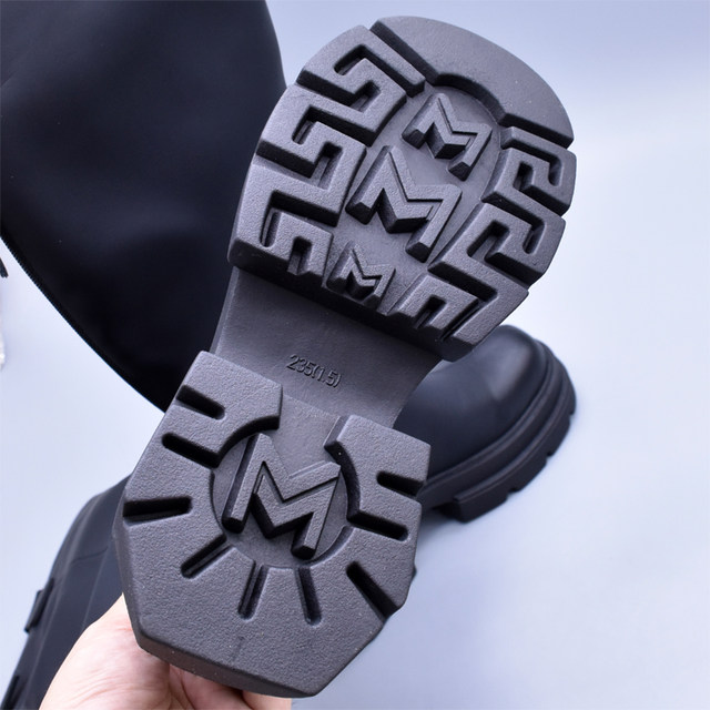 Simple thick sole versatile boots behind the zipper high -pipe repair ...