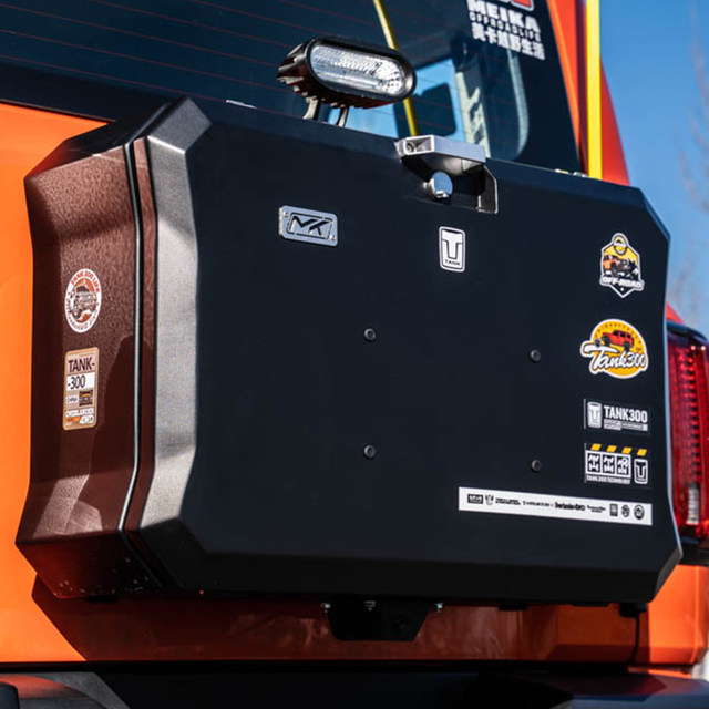 Tank 300 tailgate weight reduction US card small schoolbag backpack ...