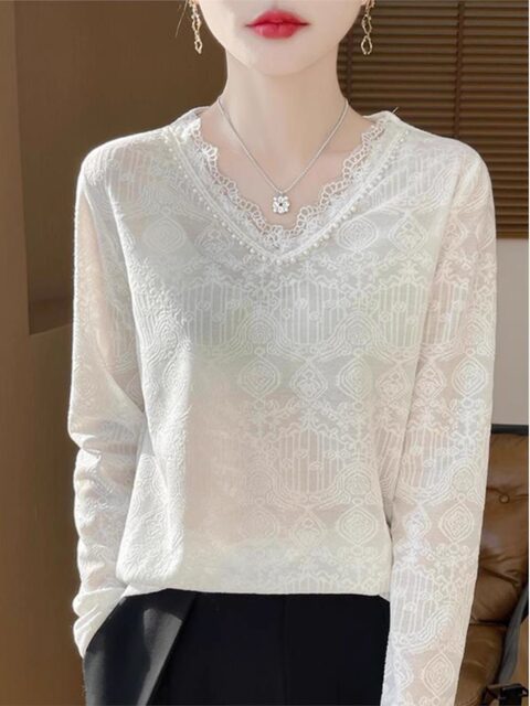 Fine Wool High-End Beaded Lace Patchwork V-Neck Knit Sweater for Women ...