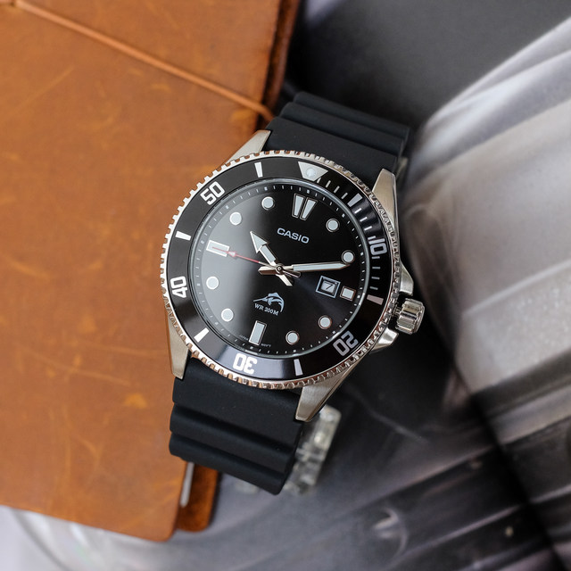 Bill Gates' same CASIO Casio Swordfish diving watch 200 meters ...