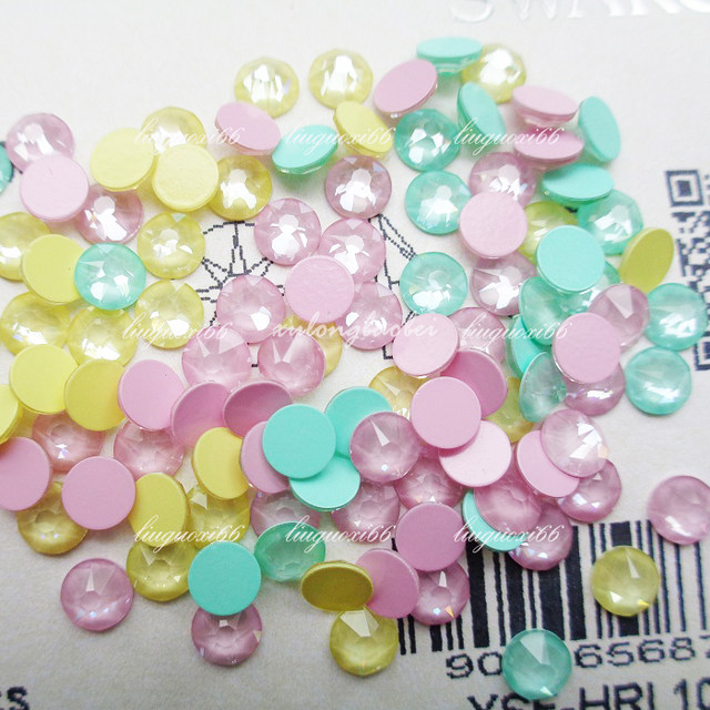 Austrian flat -bottomed circular L series SS20 Nailor wearing nails ...