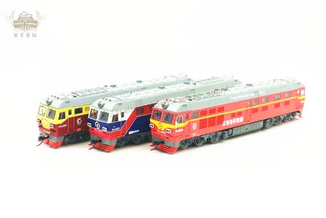 Orangutan train model 1/87 China Railway Dongfeng series DF4D diesel ...