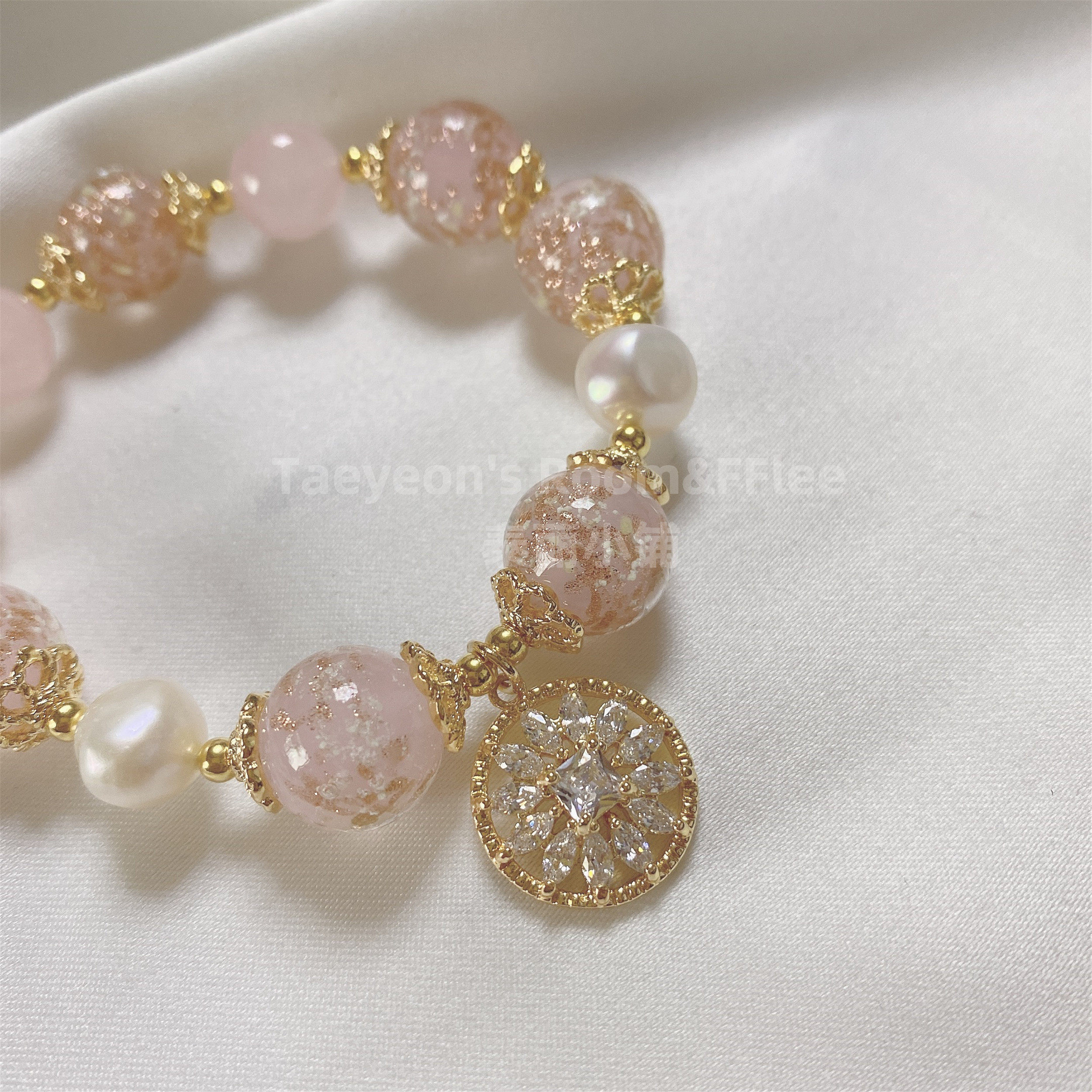 Purely Handmade Jelly Powder Luminous Glass Pink Crystal Pearl Crystal ...