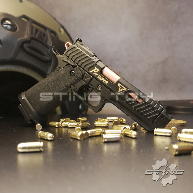 Alloy Empire 1:3TTIVIPER Viper metal gun mold key chain toy can eject ...