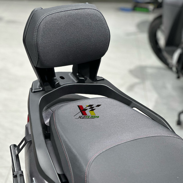 It is suitable for the Haojue AFR125 to modify the back of the back ...