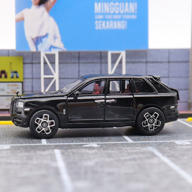 Rolls-Royce Cullinan DCM 1:64 full-open BB wheel version SUV simulation ...