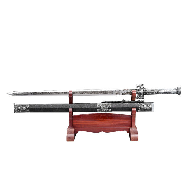 As a gift, you will be honored to return to war. The Qilin Han sword is ...