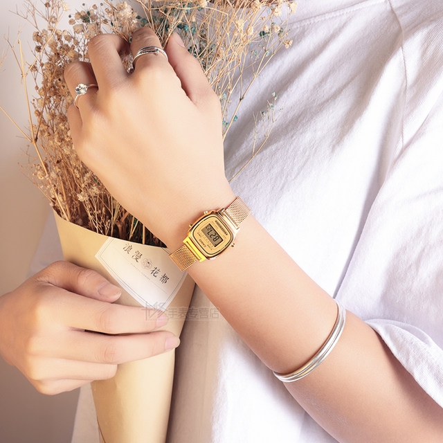 Casio Casio retro small gold watch limited edition ladies small square watch metal steel belt ...