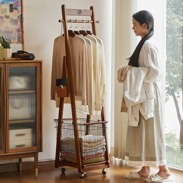 Solid wood movable coat rack floor-standing clothes hanger bedroom ...