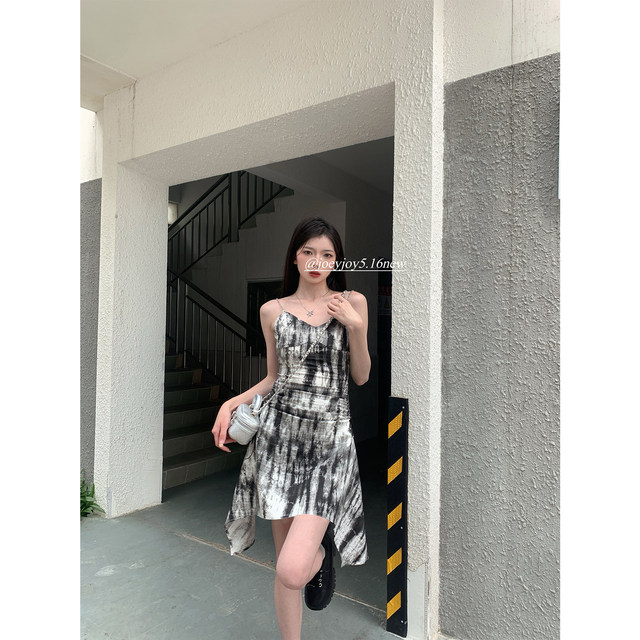 Jiuyi's homemade black and white tie-dye dress for women summer new 2024 suspender skirt niche ...
