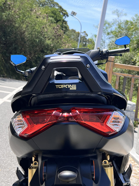 Suitable for 20-24 Yamaha NMAX155 modified backrest with light NMAX ...