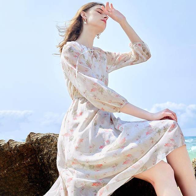 Qiushui Yiren fresh small floral long-sleeved dress 2024 summer new ...