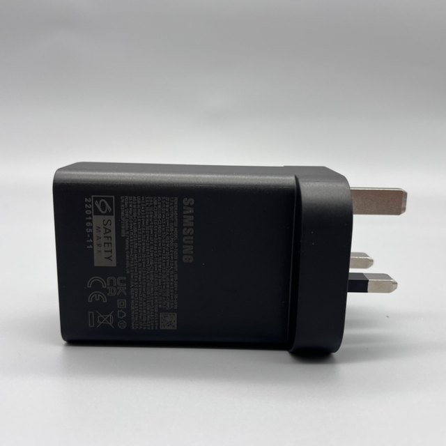 Suitable for Samsung 65W original UK British standard charger ...