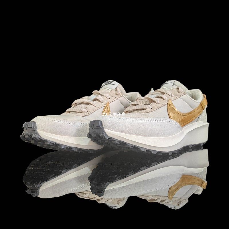 Nike Nike Waffle Debut Men and Women's Retro Walf Survival Turbine ...