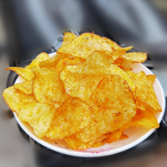 Guizhou specialty spicy potato shreds potato chips crispy spicy potato ...
