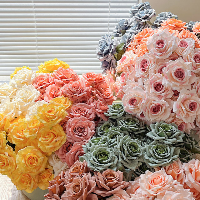 Bionic flower bouquet, roses, artificial flowers, fake flower ...