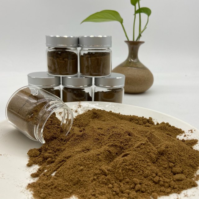 Huidong Qinnan powder semi-submerged agarwood powder rich chess ...