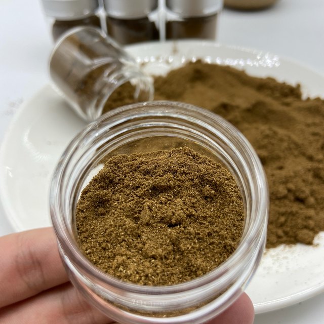 Huidong Qinnan powder semi-submerged agarwood powder rich chess ...