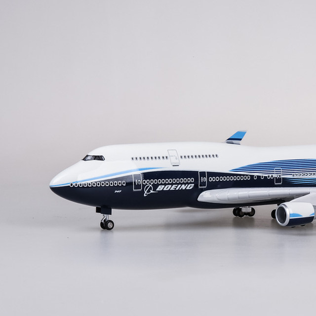 1:150 Boeing 747 passenger aircraft model simulation B747 aircraft ...