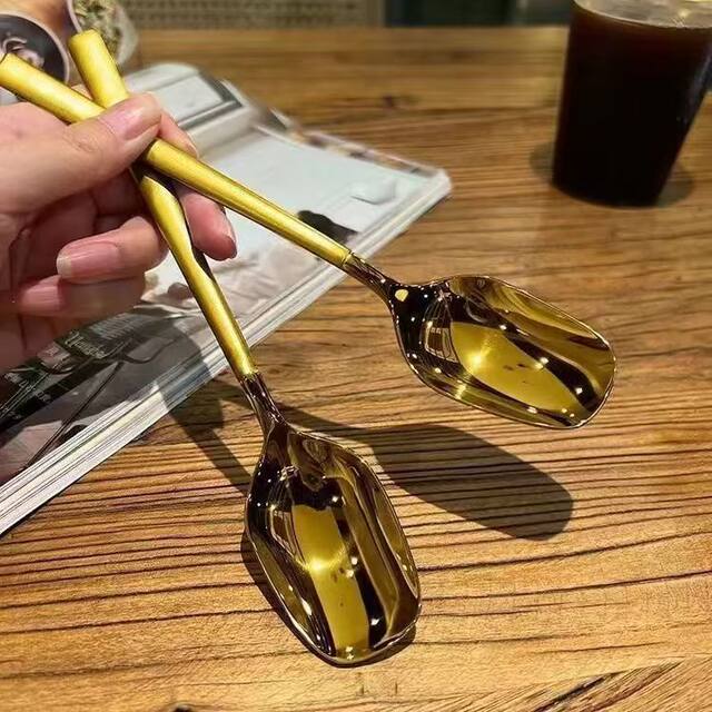 Exquisite popular spoon ins high-looking household spoon feeding rice ...