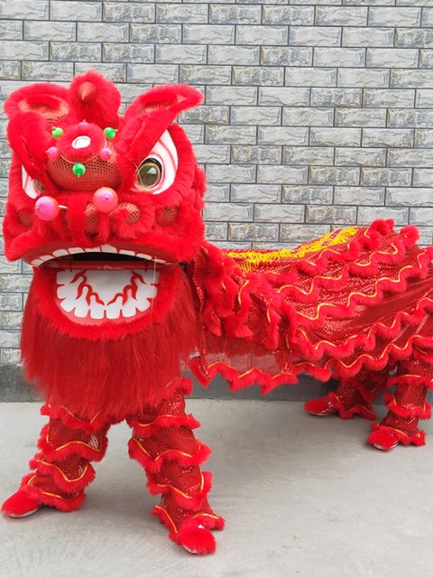 Complete set of lion dance props, Foshan lion dance, lion awakening ...