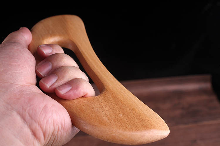 Solid wood muscle fascia knife loosens the back, shoulders, neck ...