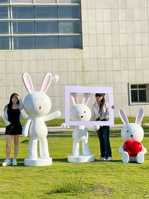 FRP sculpture cartoon rabbit scenic shopping mall store Meichen ...