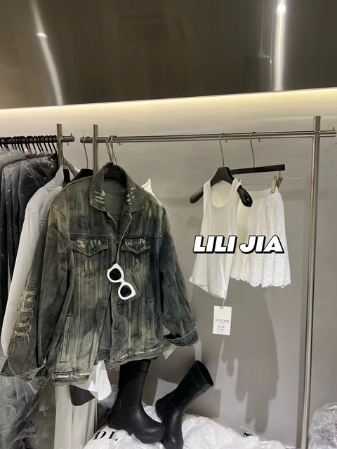 Miss Home Heavy Industry Washed, Dirty, and Dirty Denim Jacket Women's ...