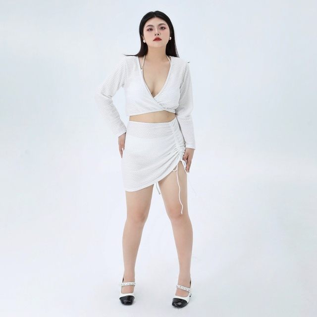 Xiaonan swimsuit atmosphere plus size European and American hotties sexy cardigan short skirt ...