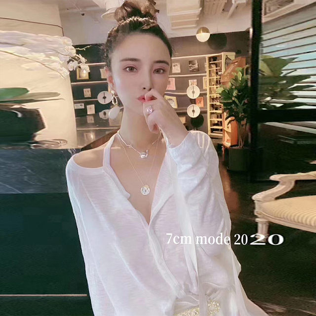 European station off -the -shoulder top female 2024 Xia Xin model single -breasted sexy ...