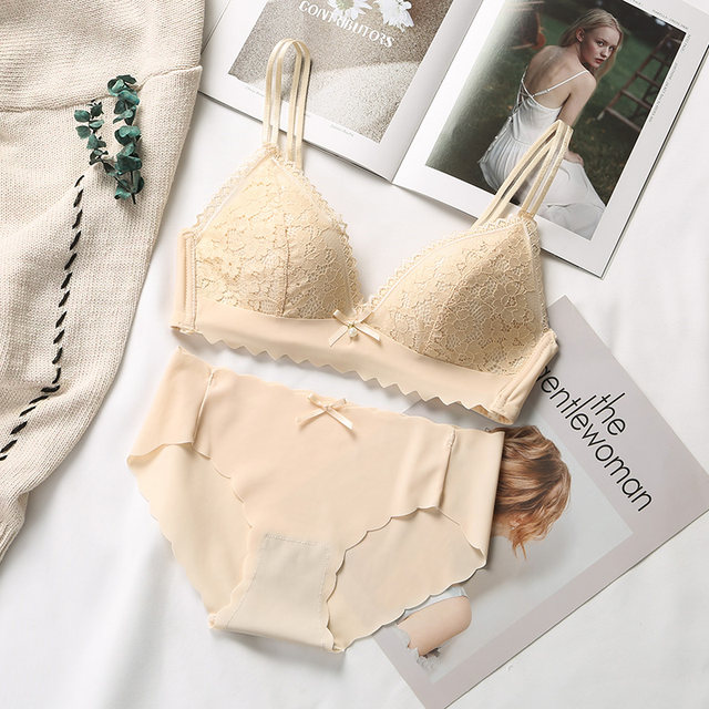 DK no steel circle bras set. The red wedding bride gathers small ...